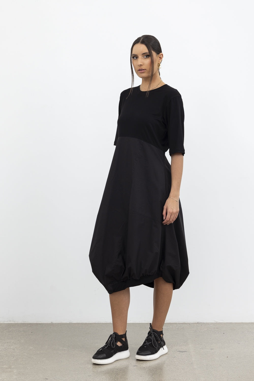 X.LAB Dynamic Drape Dress Black – Hall Concept Store