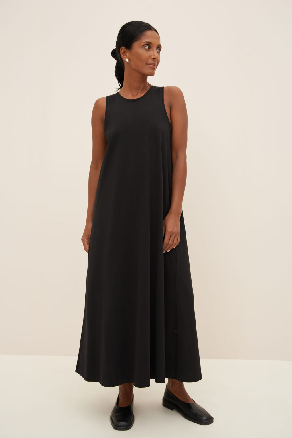 Kowtow Cross Back Dress Black – Hall Concept Store